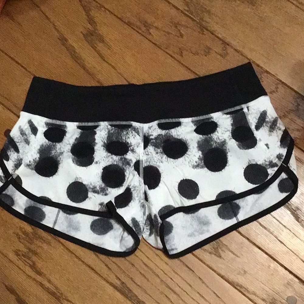 Lululemon Running Shorts Black And White Gem